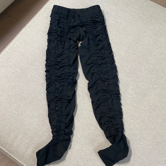 Agogie | Pants & Jumpsuits | Agogie Resistance Scrunch Pants | Poshmark